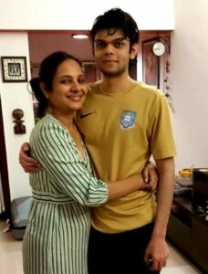 Sonal Jha Wiki, Height, Age, Husband, Children, Family, Biography ...