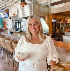 Alaina Scott Wiki, Height, Age, Husband, Family, Biography & More - WikiBio