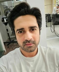 Avinash Sachdev Wiki, Age, Wife, Family, Biography & More - WikiBio