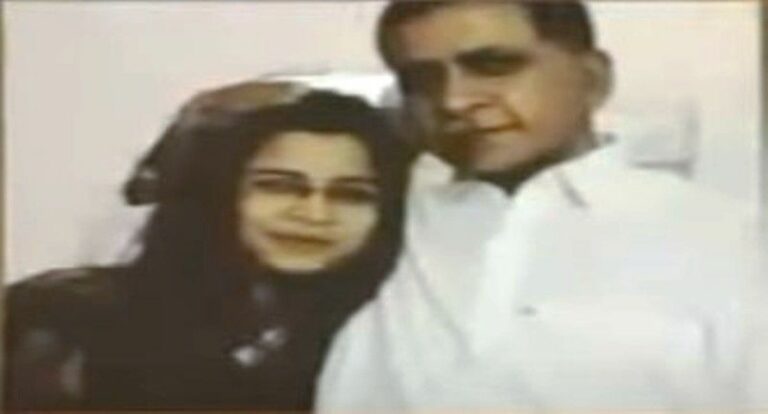 Sana Ramchand Gulwani Wiki, Age, Boyfriend, Husband, Family, Biography ...