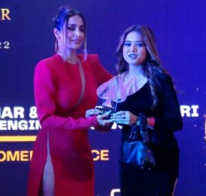 Manisha Rani Wiki, Age, Family, Biography - WikiBio