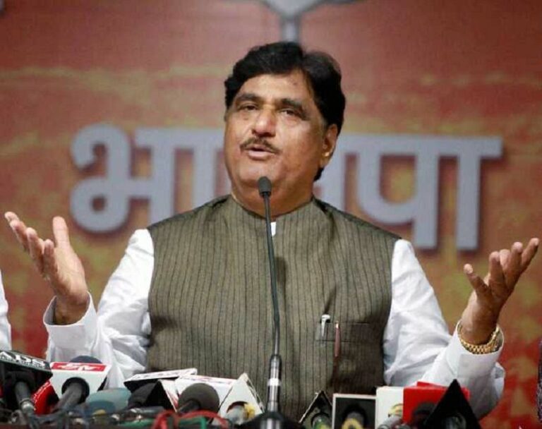 Pankaja Munde Wiki, Age, Caste, Husband, Children, Family, Biography ...