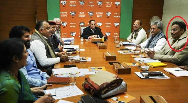 Vinod Tawde Wiki, Age, Caste, Wife, Children, Family, Biography - WikiBio