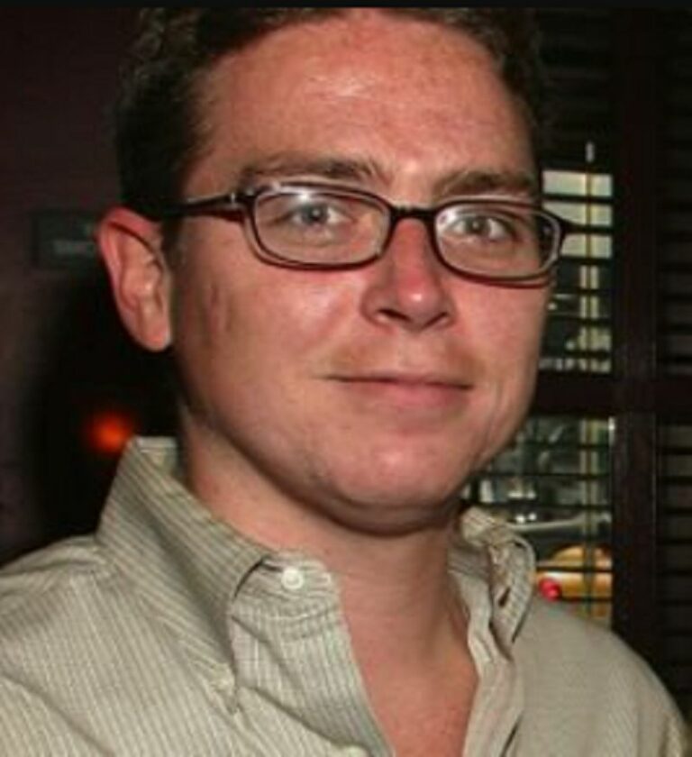 Billy Crudup Wiki, Age, Girlfriend, Wife, Children, Family, Biography ...