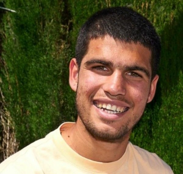 Carlos Alcaraz Wiki, Height, Age, Girlfriend, Family, Biography & More ...