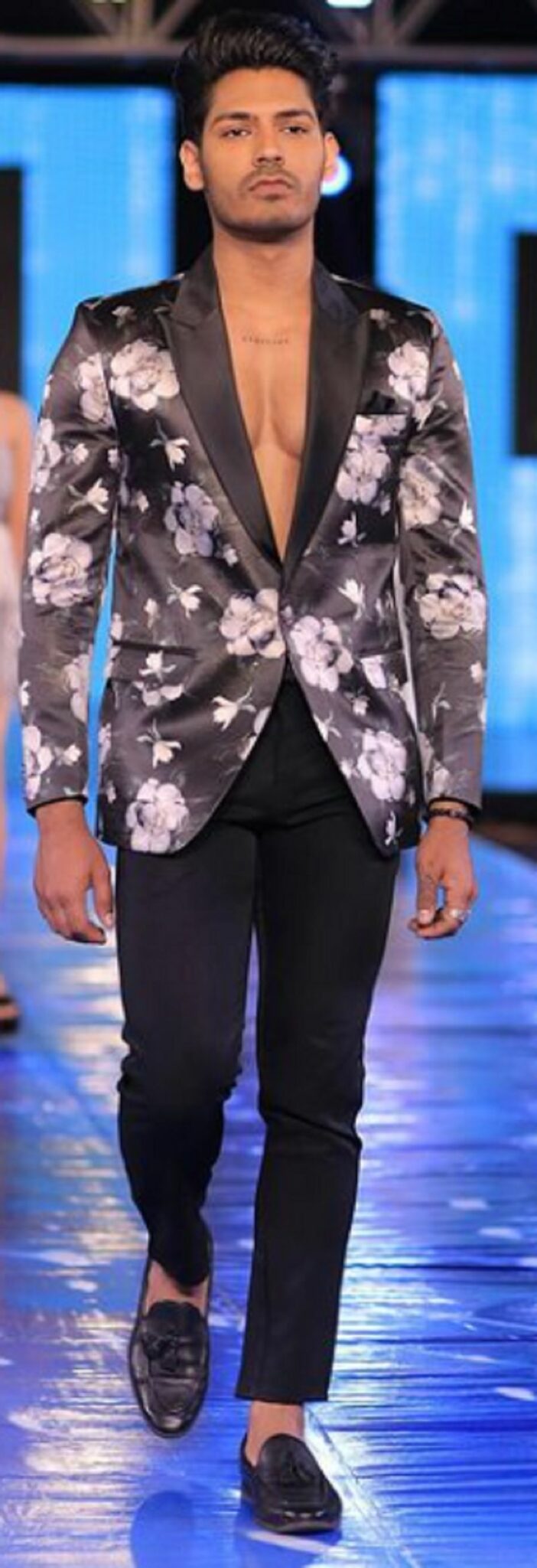 Digvijay Singh Rathee Wiki, Height, Age, Girlfriend, Family, Biography ...