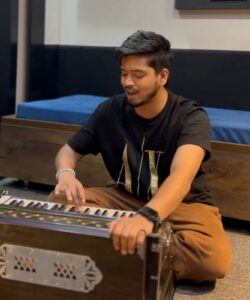 Paradox (Rapper) Wiki, Height, Age, Caste, Girlfriend, Family ...