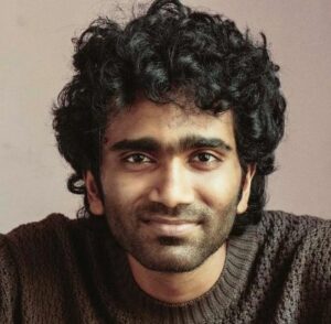 Pradeep Ranganathan Wiki, Height, Age, Girlfriend, Family, Biography ...