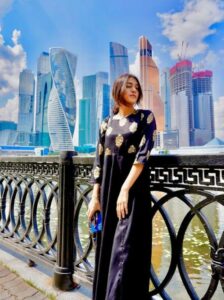 RJ Mahvash Wiki, Age, Family, Biography - WikiBio