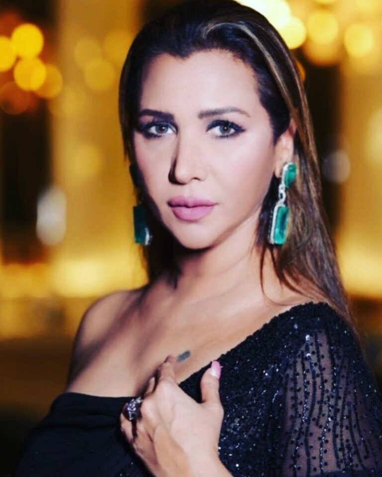 Ritu Shivpuri Wiki, Height, Age, Husband, Family, Biography & More - WikiBio