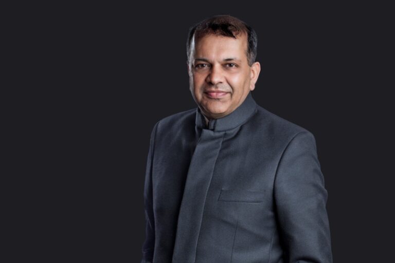 Suketu Mehta Wiki, Age, Family, Biography & More - WikiBio