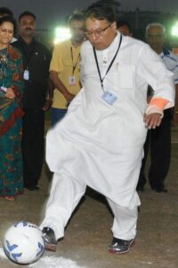 Vijay Darda Wiki, Age, Wife, Children, Family, Biography & More - WikiBio