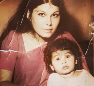 Kiran Bhatt (Pooja Bhatt's Mother) Wiki, Age, Husband, Family ...