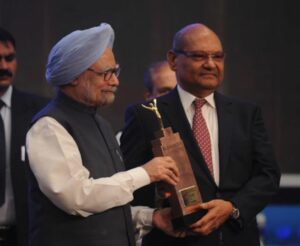 Anil Agarwal Wiki, Age, Wife, Children, Family, Net Worth, Biography ...