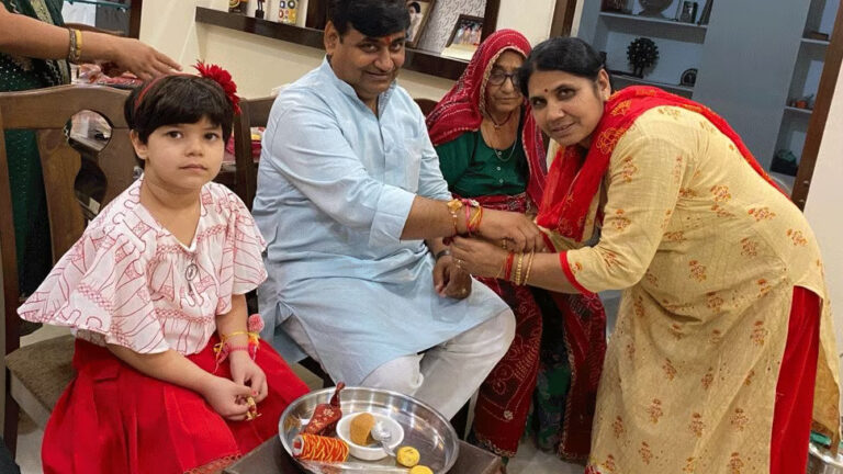 Govind Singh Dotasra Wiki, Age, Wife, Children, Family, Biography ...