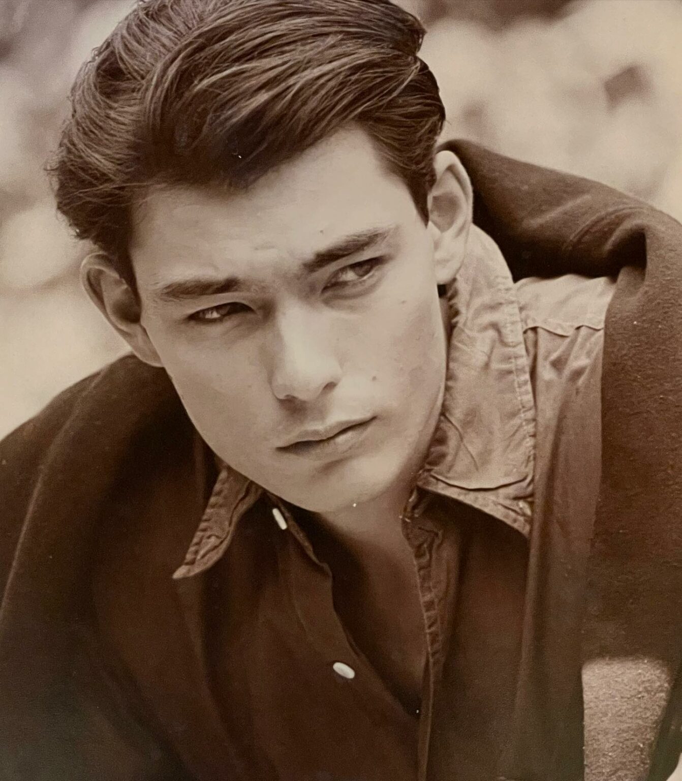 Kelly Dorji Wiki, Age, Wife, Children, Family, Biography & More - WikiBio