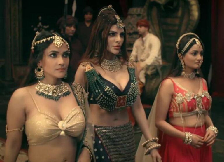 Mahi Kamla Wiki, Height, Age, Boyfriend, Family, Biography & More - WikiBio