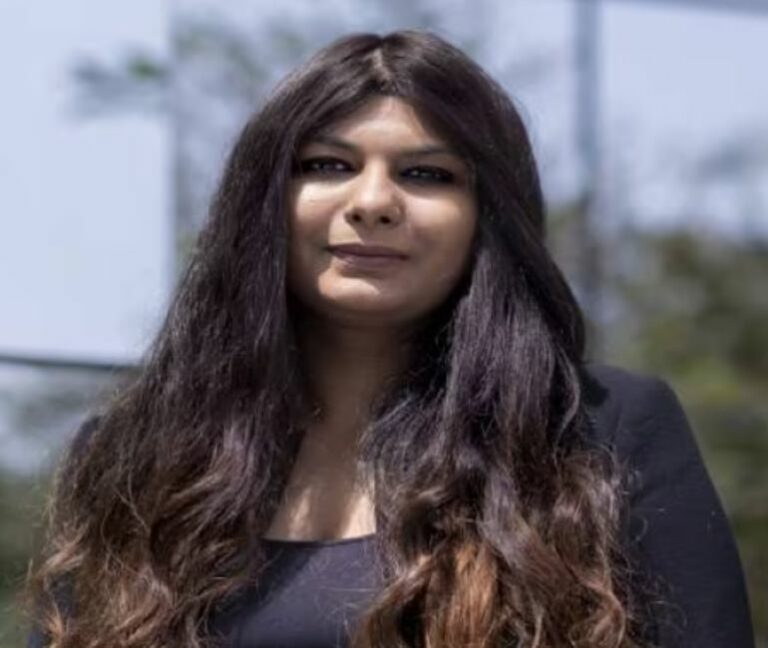 Agnivesh Agarwal Wiki, Age, Wife, Children, Family, Biography & More - WikiBio