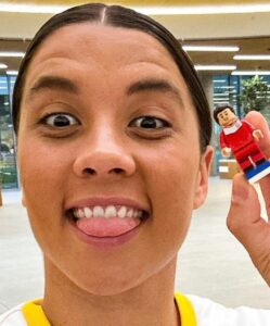 Sam Kerr Wiki, Height, Age, Gender, Husband, Family, Biography & More ...
