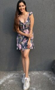 Simrat Kaur Wiki, Height, Age, Boyfriend, Family, Biography & More ...