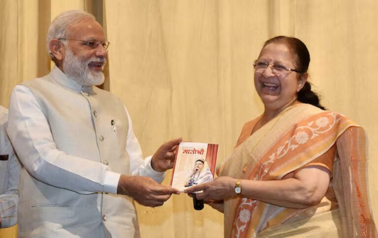 Sumitra Mahajan Wiki, Age, Husband, Children, Family, Biography & More ...