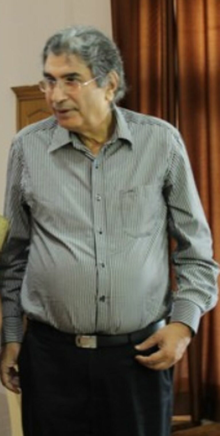 Vinod Mehta Wiki, Age, Death, Wife, Family, Biography & More - WikiBio