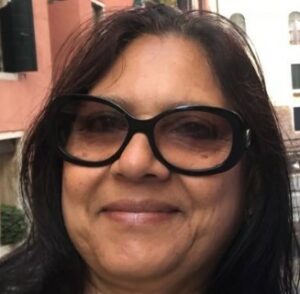 Divya Dwivedi Wiki, Age, Husband, Family, Biography & More - WikiBio