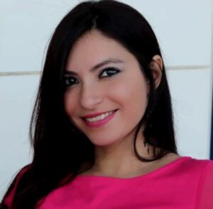 Pooja Tandon Wiki, Age, Husband, Children, Family, Biography & More ...