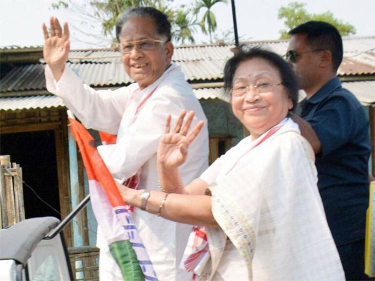 Tarun Gogoi Wiki, Age, Death, Wife, Children, Family, Biography & More ...