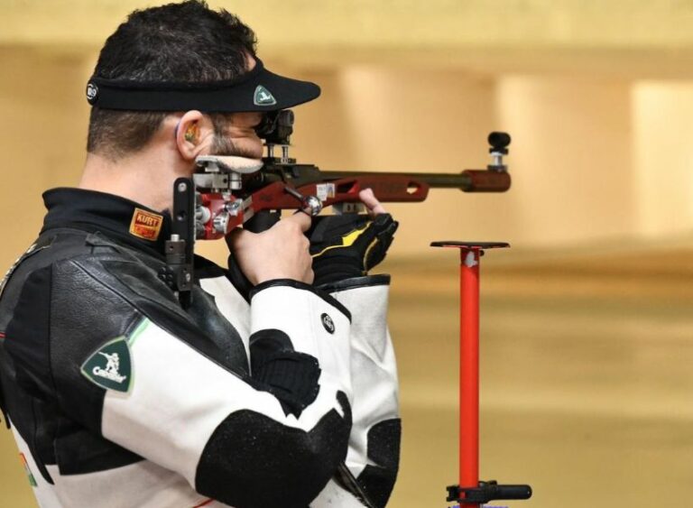 Akhil Sheoran (Professional Shooter) Wiki, Age, Family, Biography ...