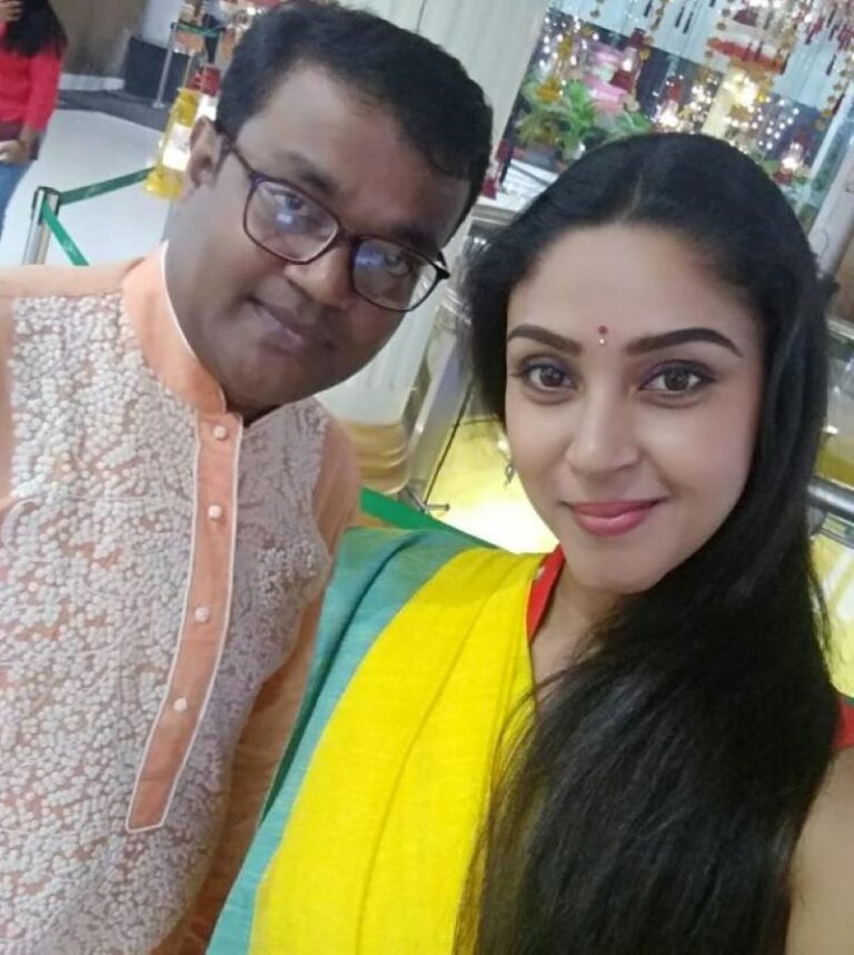 Angana Roy Wiki, Height, Age, Boyfriend, Husband, Family, Biography ...