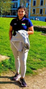 Manini Kaushik Wiki, Height, Age, Husband, Family, Biography & More ...