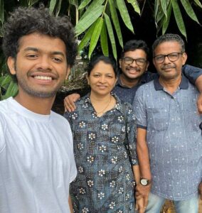 Mathew Thomas Wiki, Height, Age, Girlfriend, Family, Biography & More ...