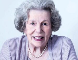 Maya Tata Wiki, Age, Husband, Family, Biography & More - WikiBio