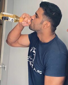 Paramvir Singh Beniwal (Paramvir Passenger) Wiki, Height, Age, Family, Biography & More - WikiBio