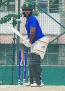 Temba Bavuma Wiki, Height, Age, Wife, Family, Biography & More - WikiBio