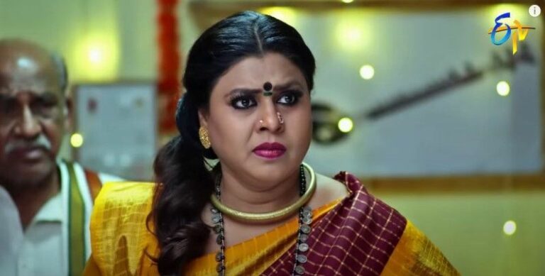Vichithra (Bigg Boss) Wiki, Height, Age, Husband, Family, Biography ...