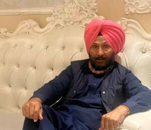 Bhupinder Babbal Wiki, Height, Age, Wife, Family, Biography, & More ...