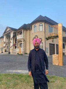 Bhupinder Babbal Wiki, Height, Age, Wife, Family, Biography, & More ...