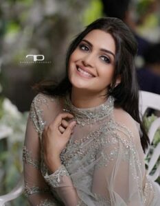 Divya Pillai Wiki, Height, Age, Boyfriend, Husband, Family, Biography ...