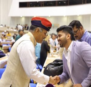 Dr. Ahmed Haque Wiki, Age, Family, Biography & More - WikiBio