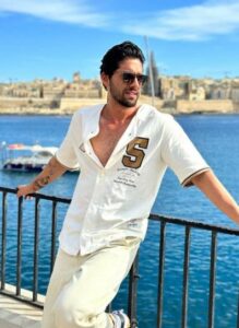 Ehan Bhat Wiki, Height, Age, Girlfriend, Family, Biography & More - WikiBio