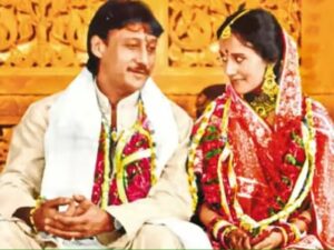 Jackie Shroff Wiki, Height, Age, Wife, Children, Family, Biography ...