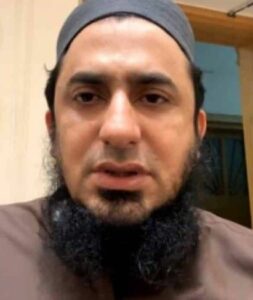 Tariq Jamil Wiki, Age, Wife, Children, Family, Biography & More - WikiBio