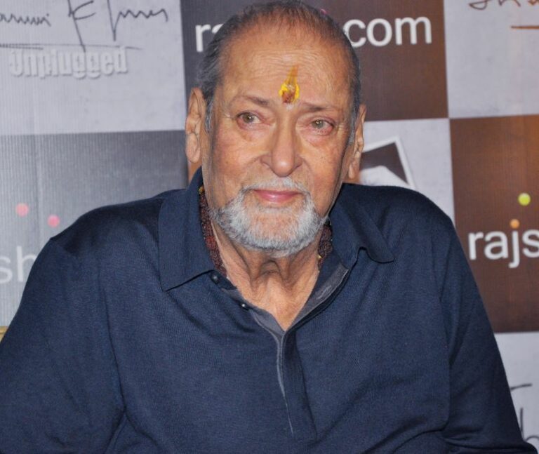 Shammi Kapoor Wiki, Age, Death, Wife, Children, Family, Biography ...