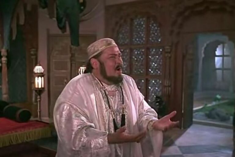 Shammi Kapoor Wiki, Age, Death, Wife, Children, Family, Biography ...