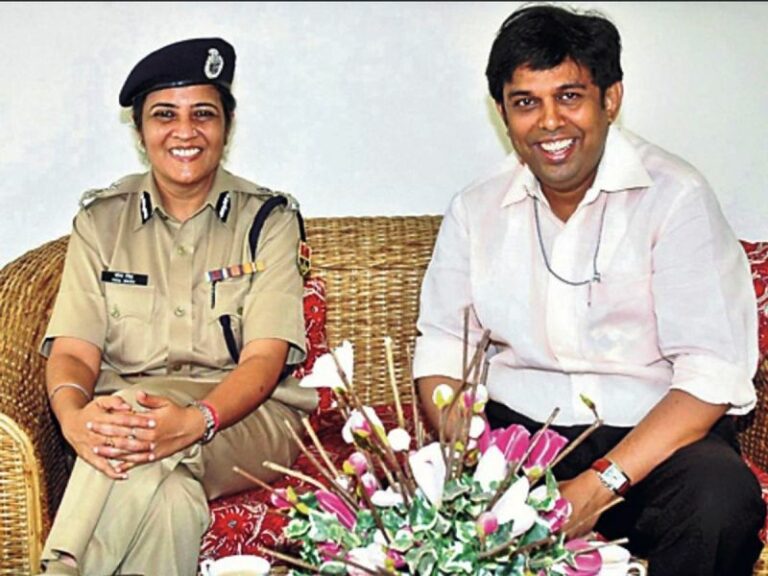 Nina Singh (IPS) Wiki, Age, Husband, Family, Biography & More - WikiBio