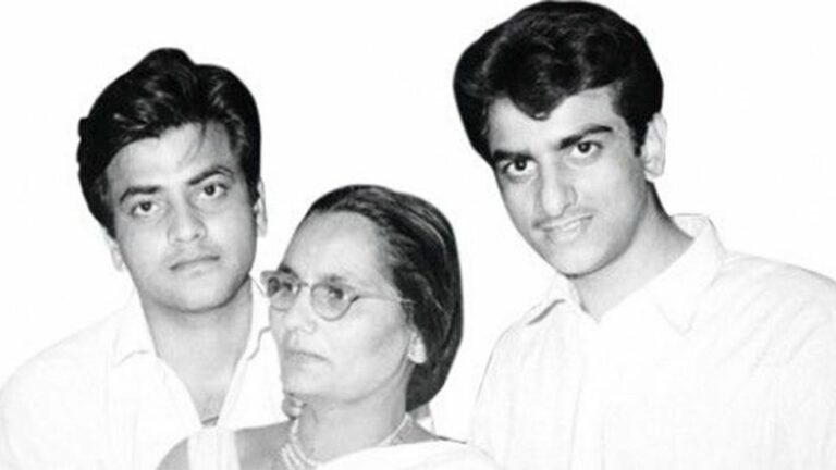 Jeetendra Wiki, Age, Wife, Children, Family, Biography & More - WikiBio