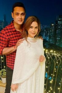 Neelam Singh (Ronit Roy's Wife) Wiki, Height, Age, Children, Family ...