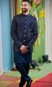 Shubham Dubey (Cricketer) Wiki, Height, Age, Wife, Family, Biography ...